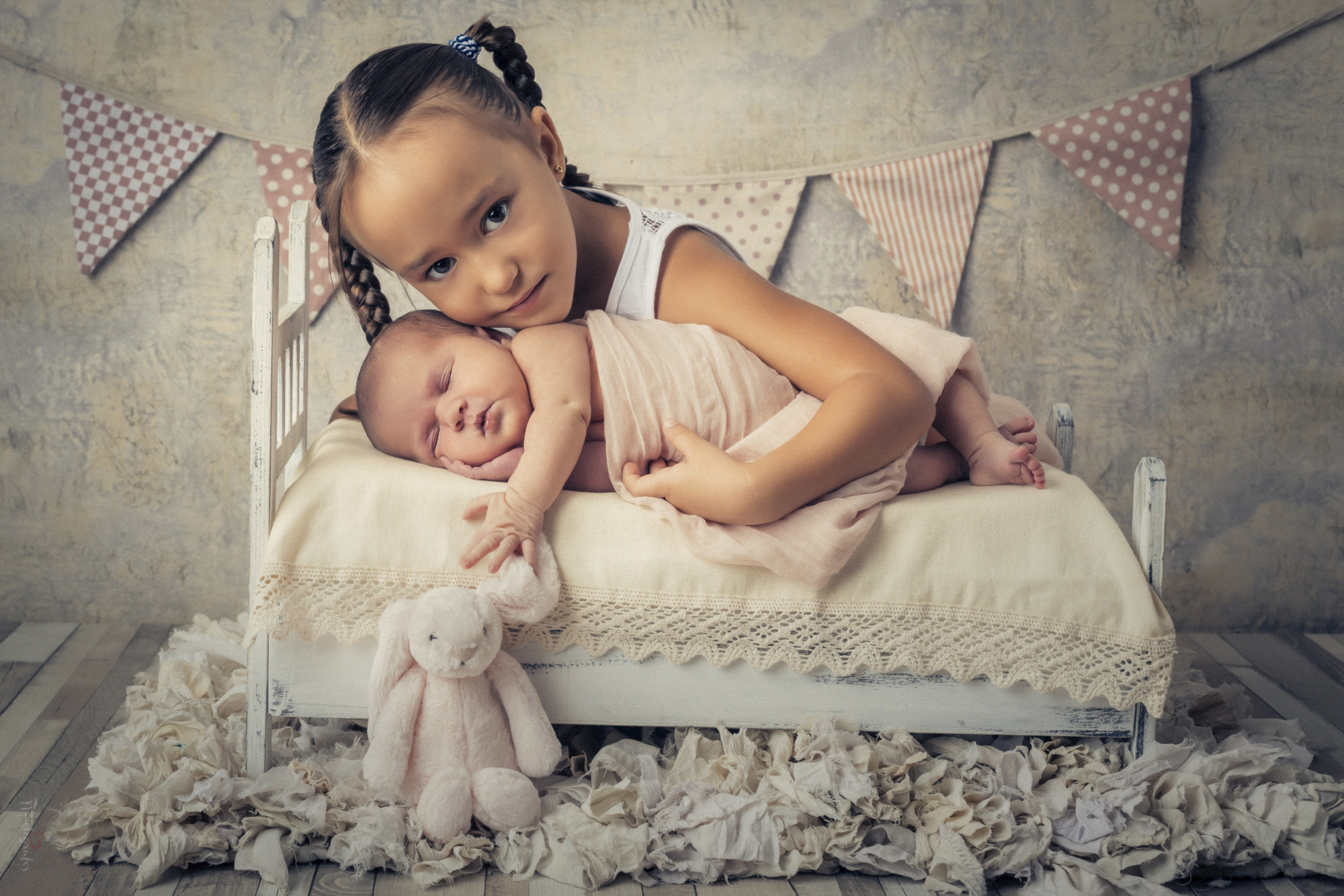 Fotografía newborn en Valladolid. Recién nacido - ÑFotógrafos ...